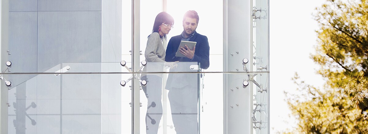 Protective Film for Glass Safety on Commercial Building Window | 3M India